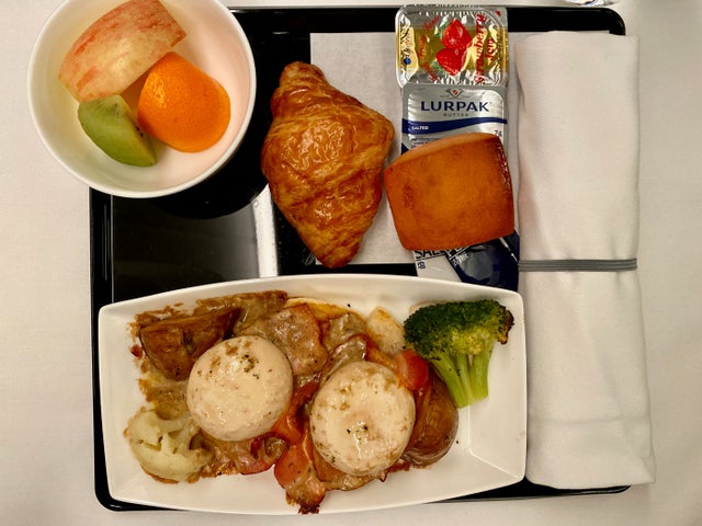TPG round-up: Top 5 business-class meals in the sky - The Points Guy