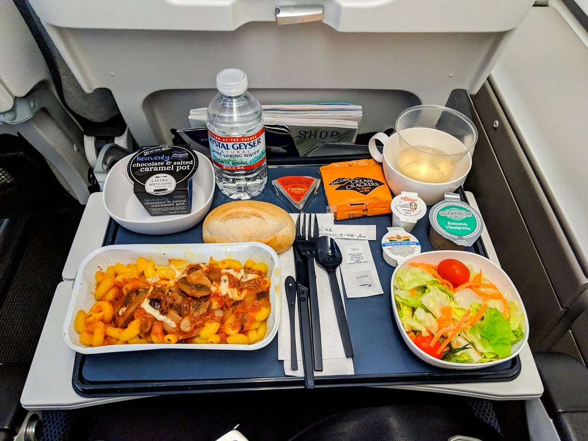 TPG round-up: Top 5 economy meals in the sky - The Points Guy