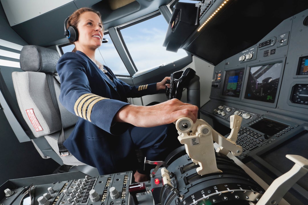 International Women's Day: Inspiring the next generation of aviators ...