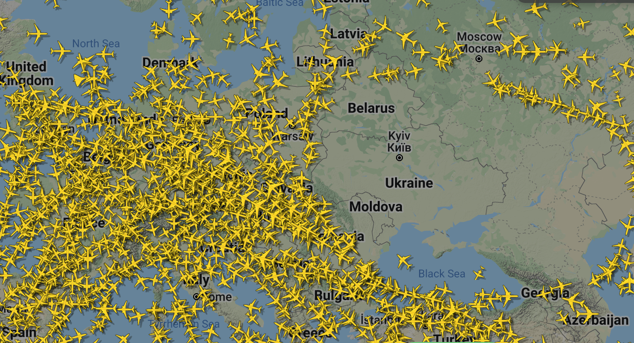 The invasion of Ukraine: How pilots deal with sudden airspace closures ...