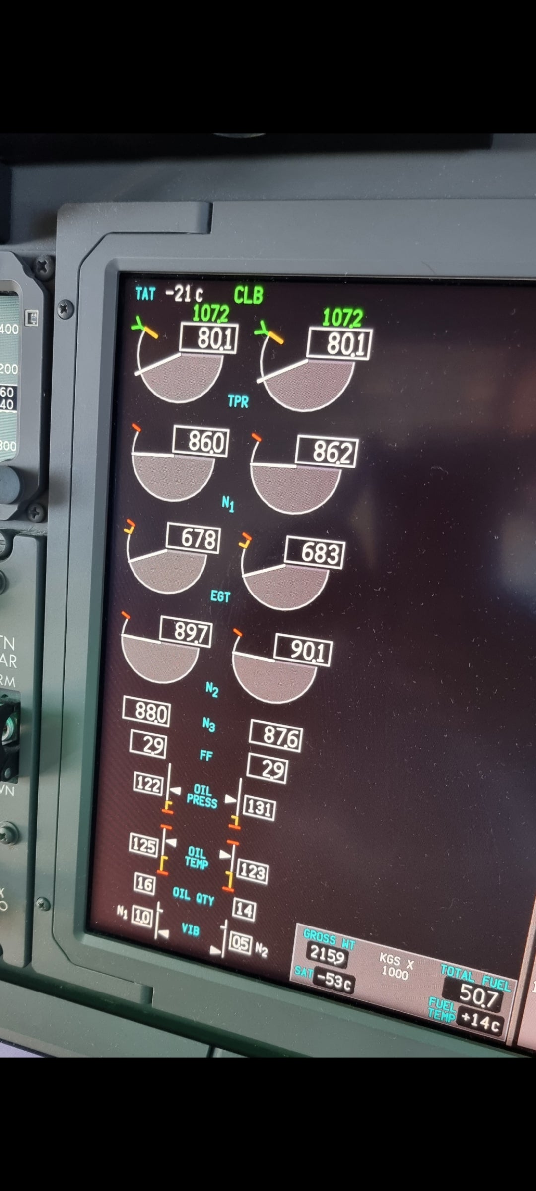 How do pilots know their engines are performing correctly? - The Points Guy