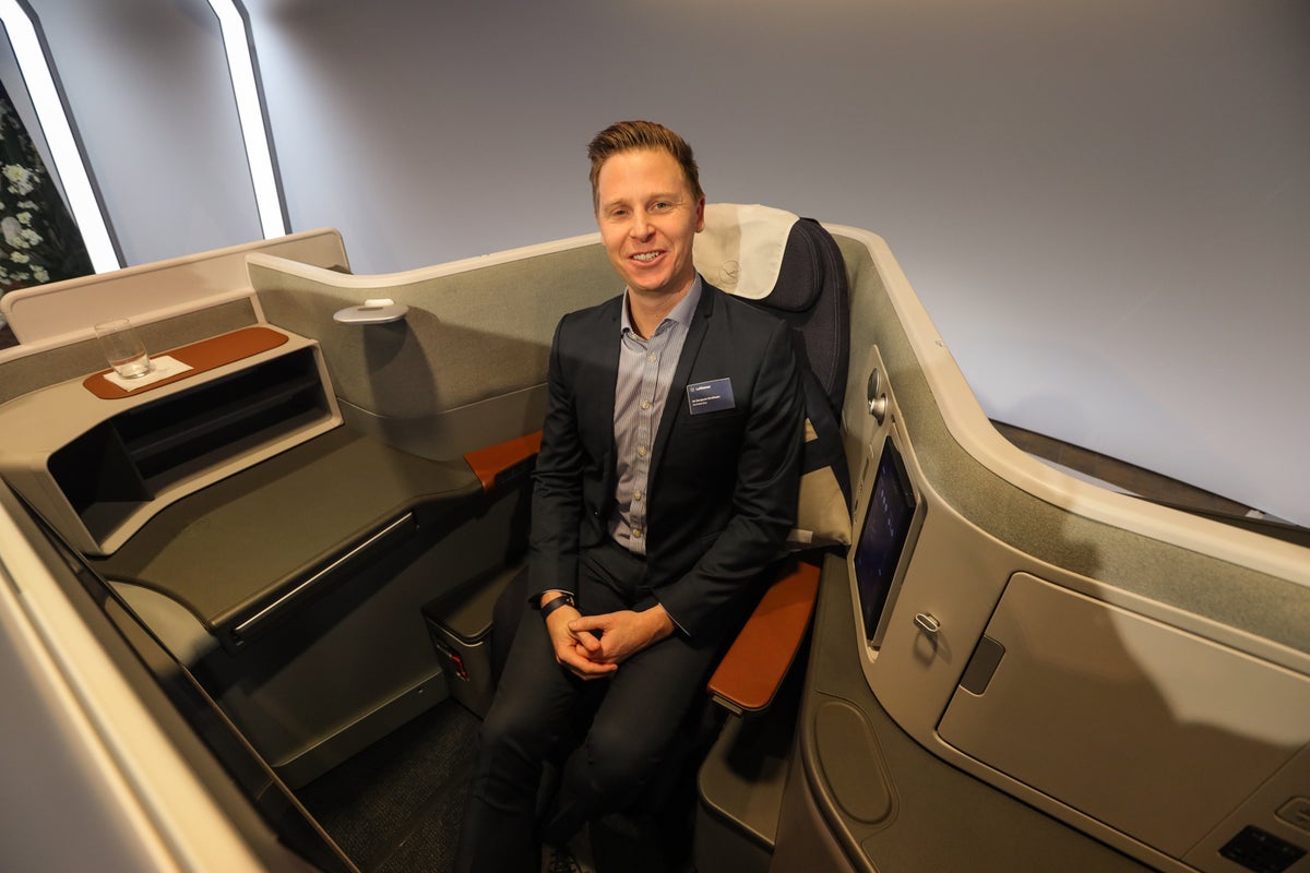 Lufthansa launches new Allegris product, with 14 different seat options ...
