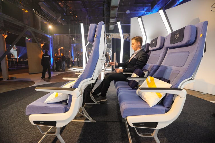 Lufthansa launches new Allegris product, with 14 different seat options ...