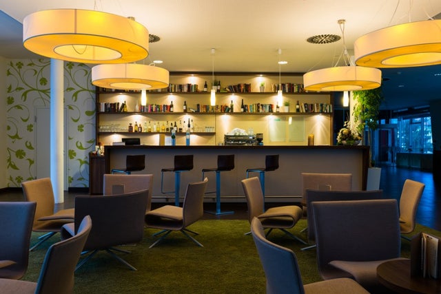 What's the Best Way to Get Free Hotel Club Lounge Access? - The Points Guy