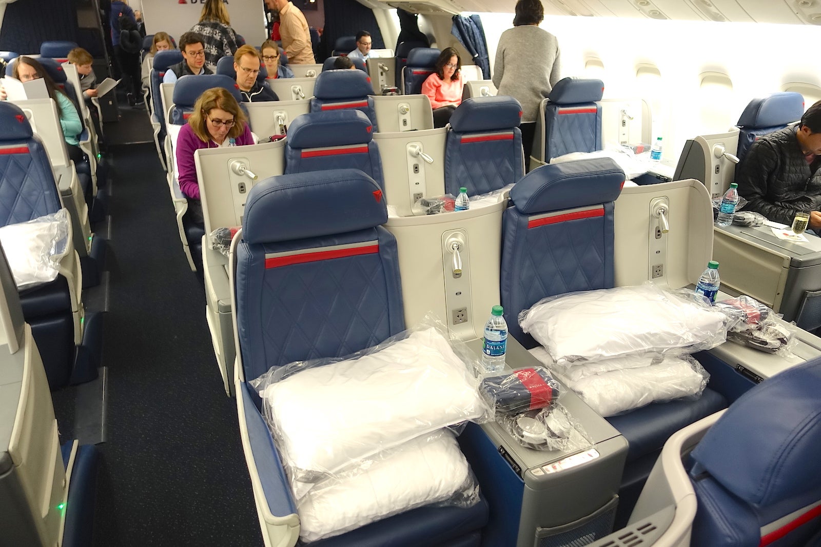 How To Fly Deltas Best Business Class Seats Domestically The Points Guy