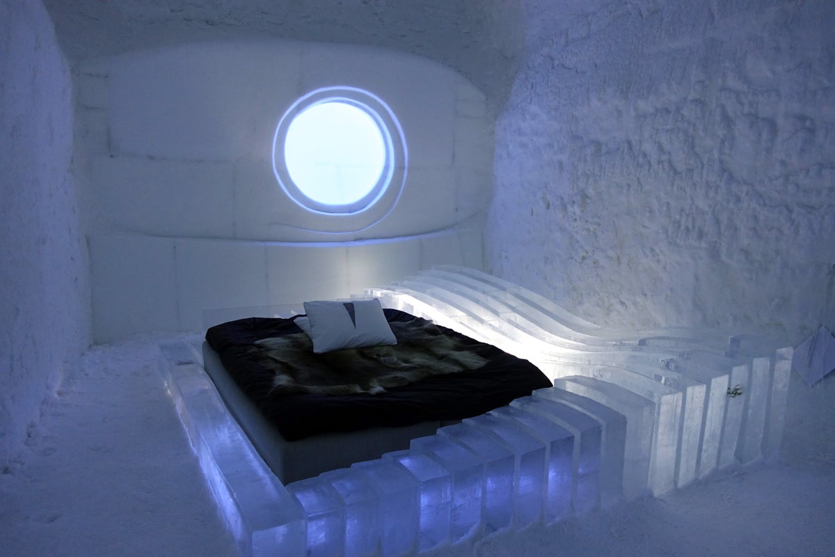 Hotel Review: A "Cold Room" at the Icehotel in Sweden - The Points Guy