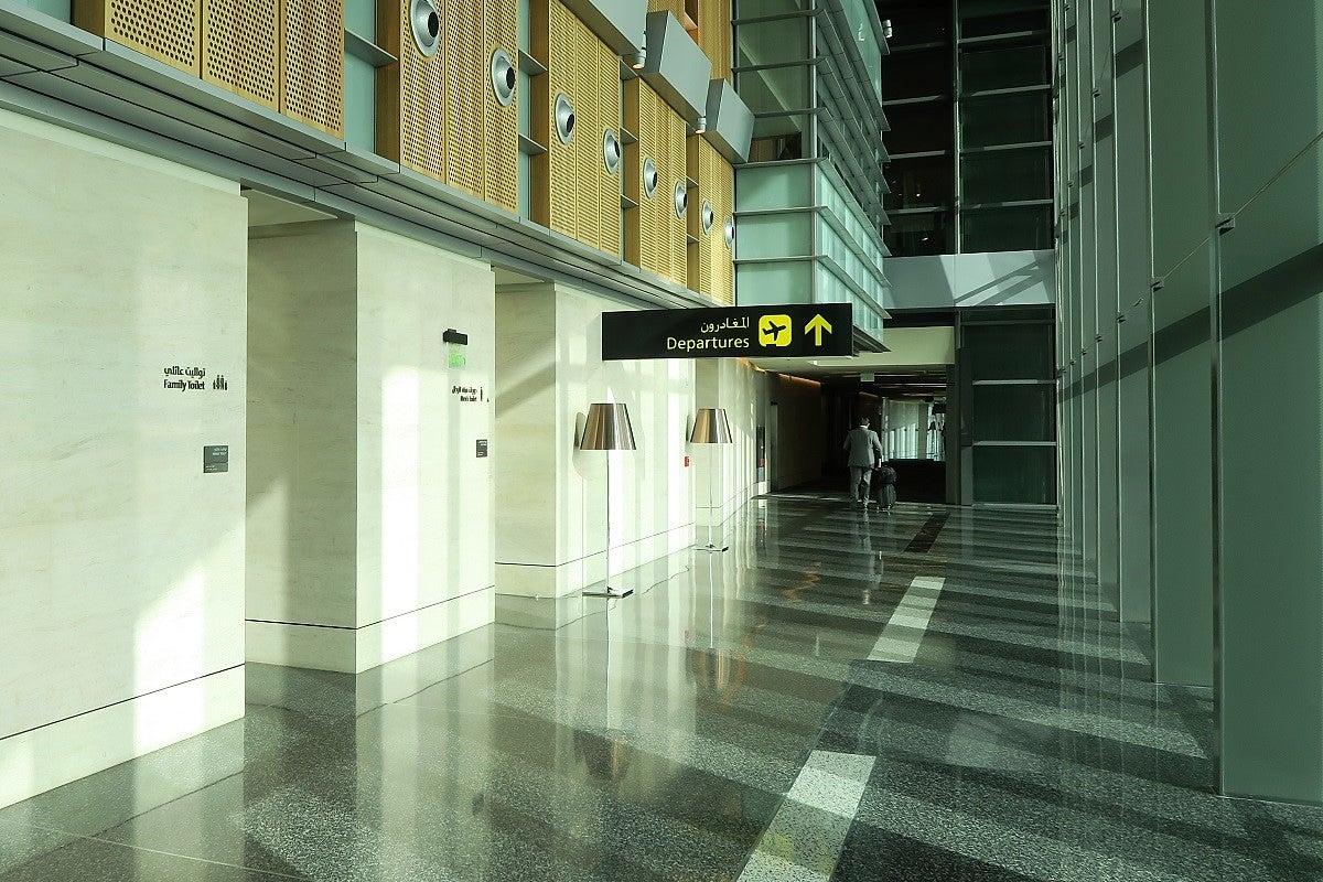 Qatar First Class Check-In and Al Safwa Lounge in Doha (DOH) - The ...