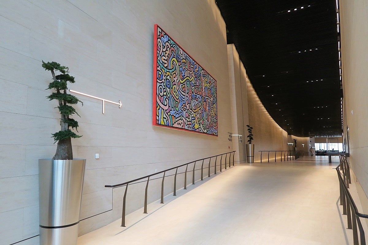 Qatar First Class Check-In and Al Safwa Lounge in Doha (DOH) - The ...