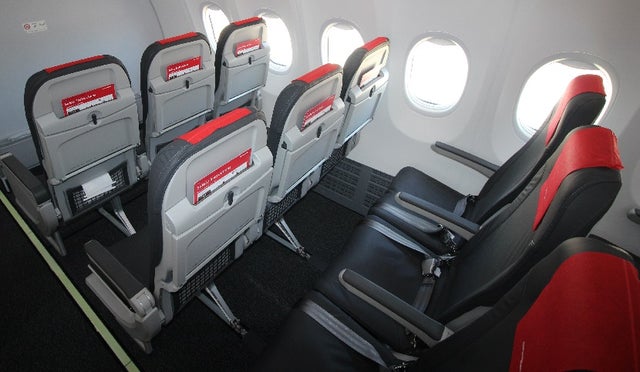 Tour Norwegian Air's Brand-New Boeing 737 MAX 8 - The Points Guy