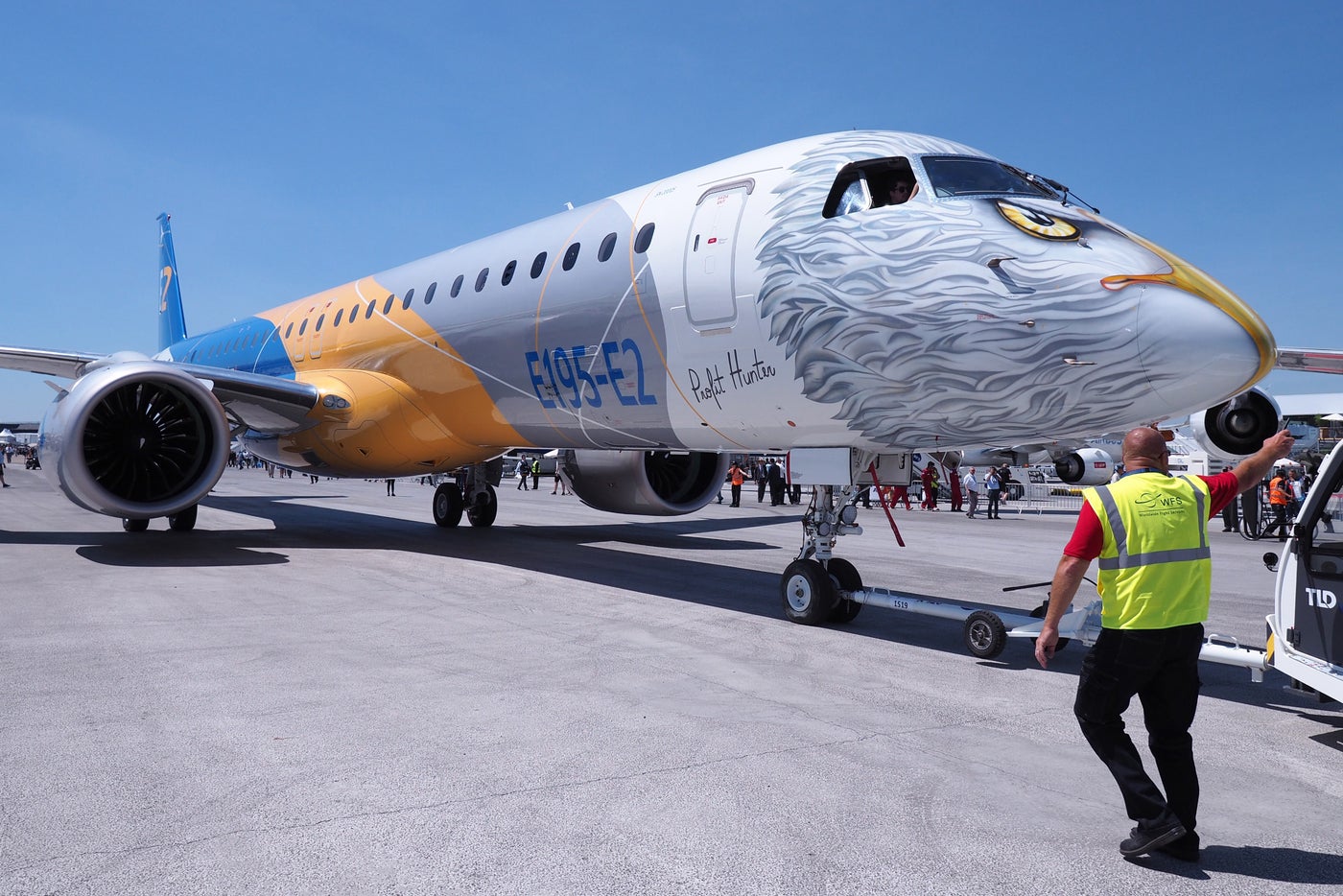 Embraer Really Likes Animal Liveries on Its E190-E2 Jets