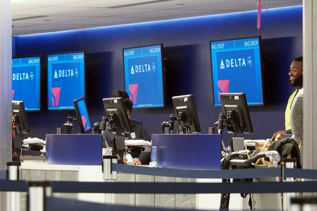 Thousands of Delta Customers' Credit Card Information Hacked - The ...