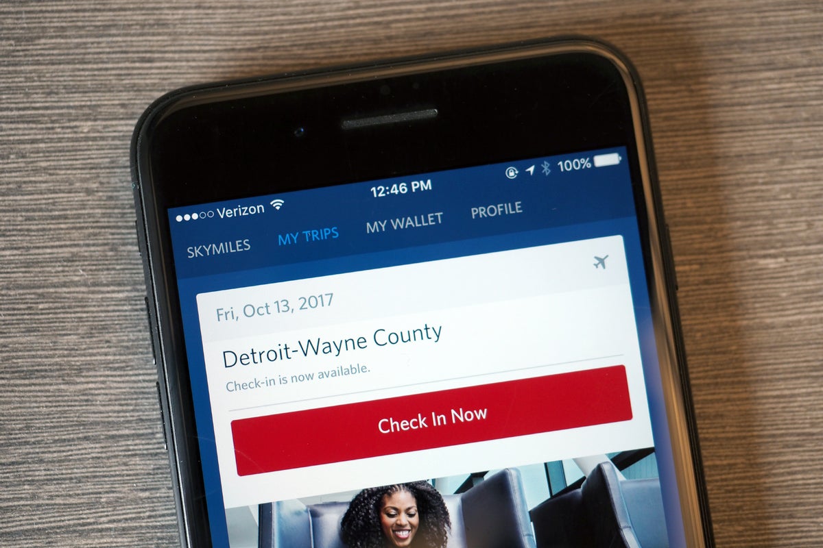 Delta's Mobile App Now Checks You in Automatically - The Points Guy