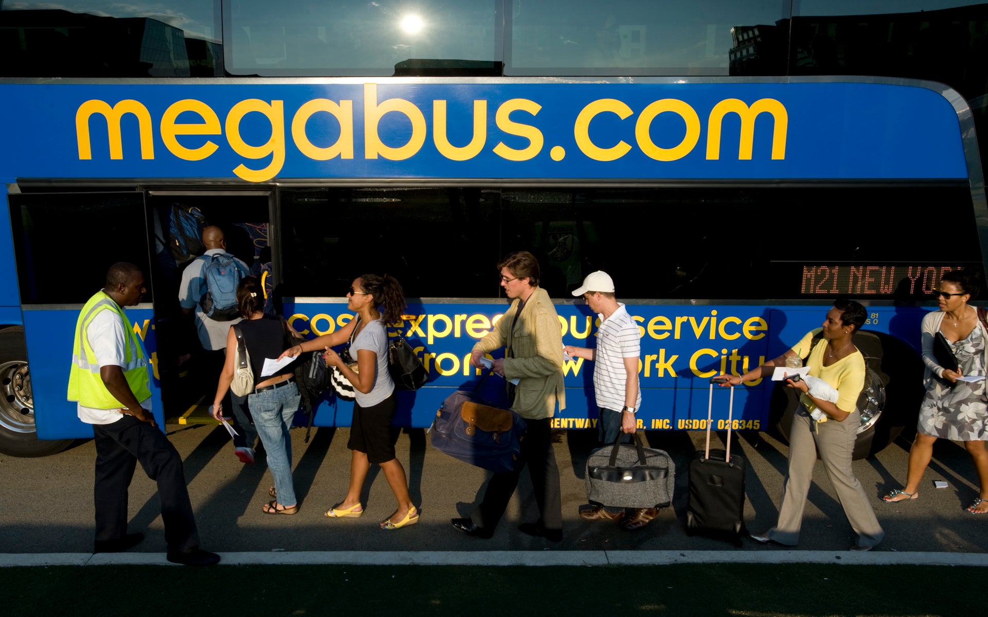 MegaBus Introduces Free "In Bus Entertainment" - The Points Guy