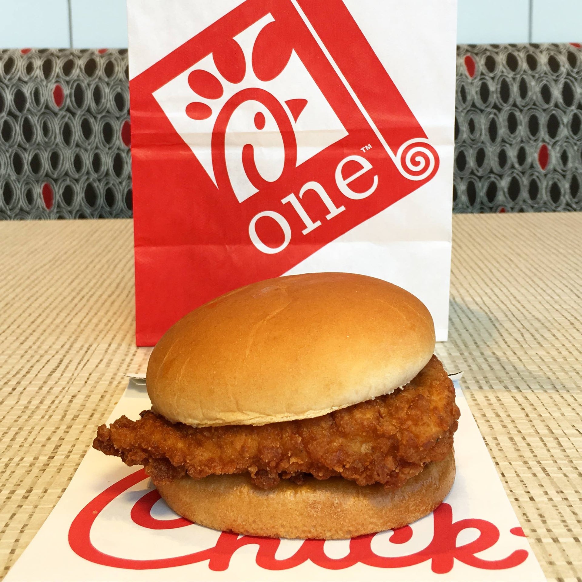 Chick-fil-A Opens on Sunday to Feed Stranded ATL Passengers - The ...