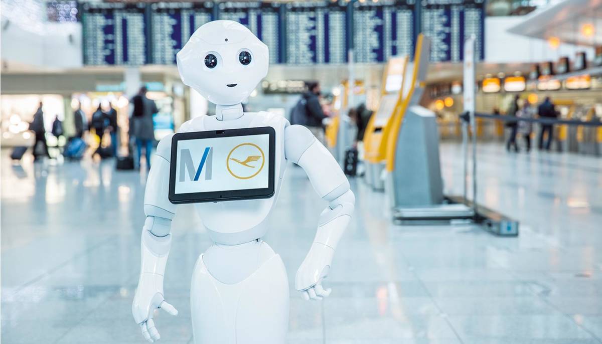 Munich Airport Has a Humanoid Robot Talking to Passengers - The Points Guy