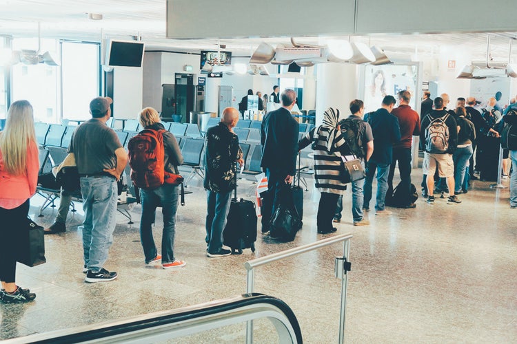 United Test New Streamlined Boarding Process at ORD, DEN and LAX - The ...
