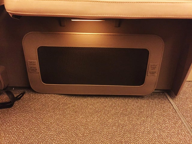 Emirates' New 777-200LR Biz Class: Upgrade or Downgrade? - The Points Guy