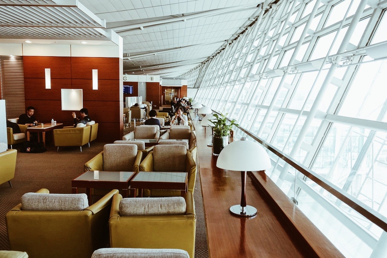 I Just Flew First Class for the First Time — Here's What Happened - The ...