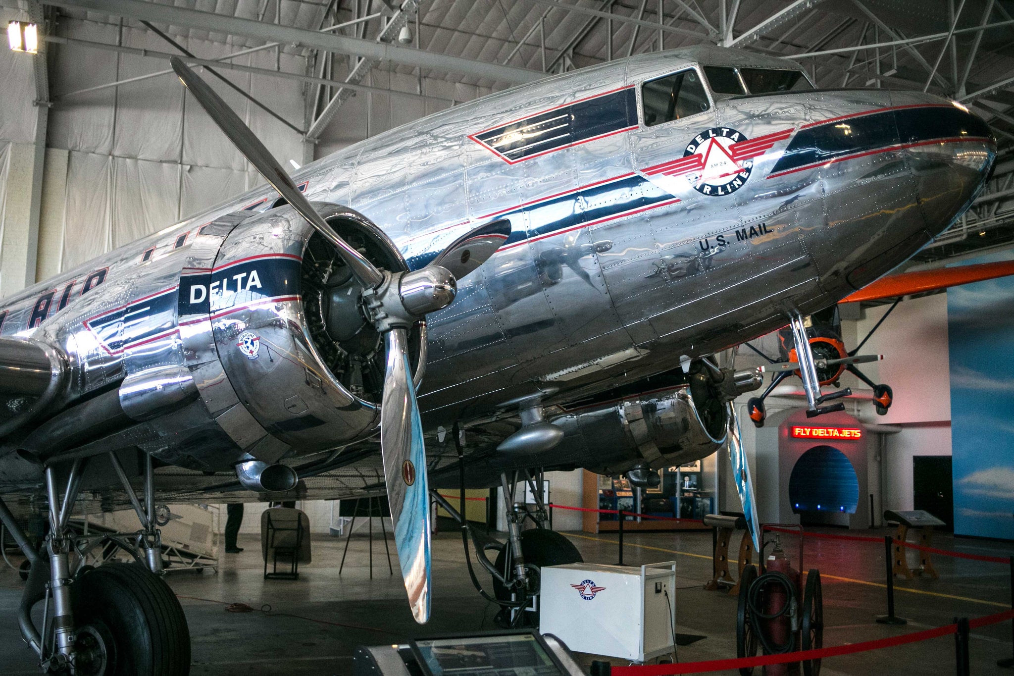5 Must-See Museums and Tours for AvGeeks - The Points Guy