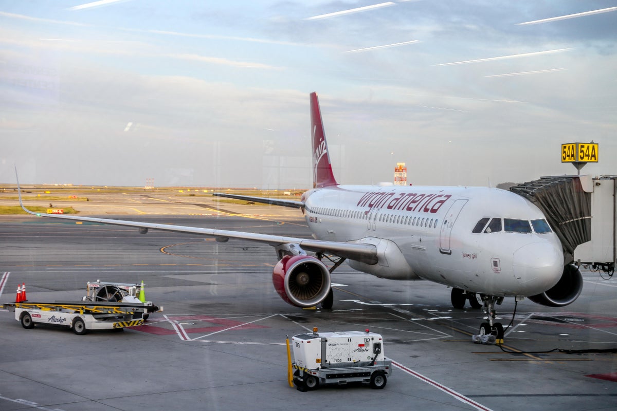 What It Was Like on the Last Ever Virgin America Flight - The Points Guy