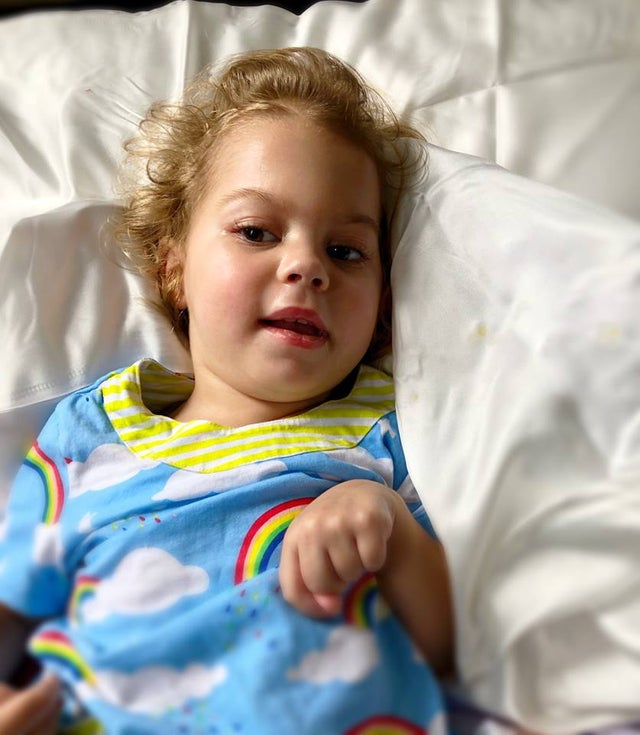 Life Changes in a Flash, Help a Family Fly to the Fight of Their Lives ...