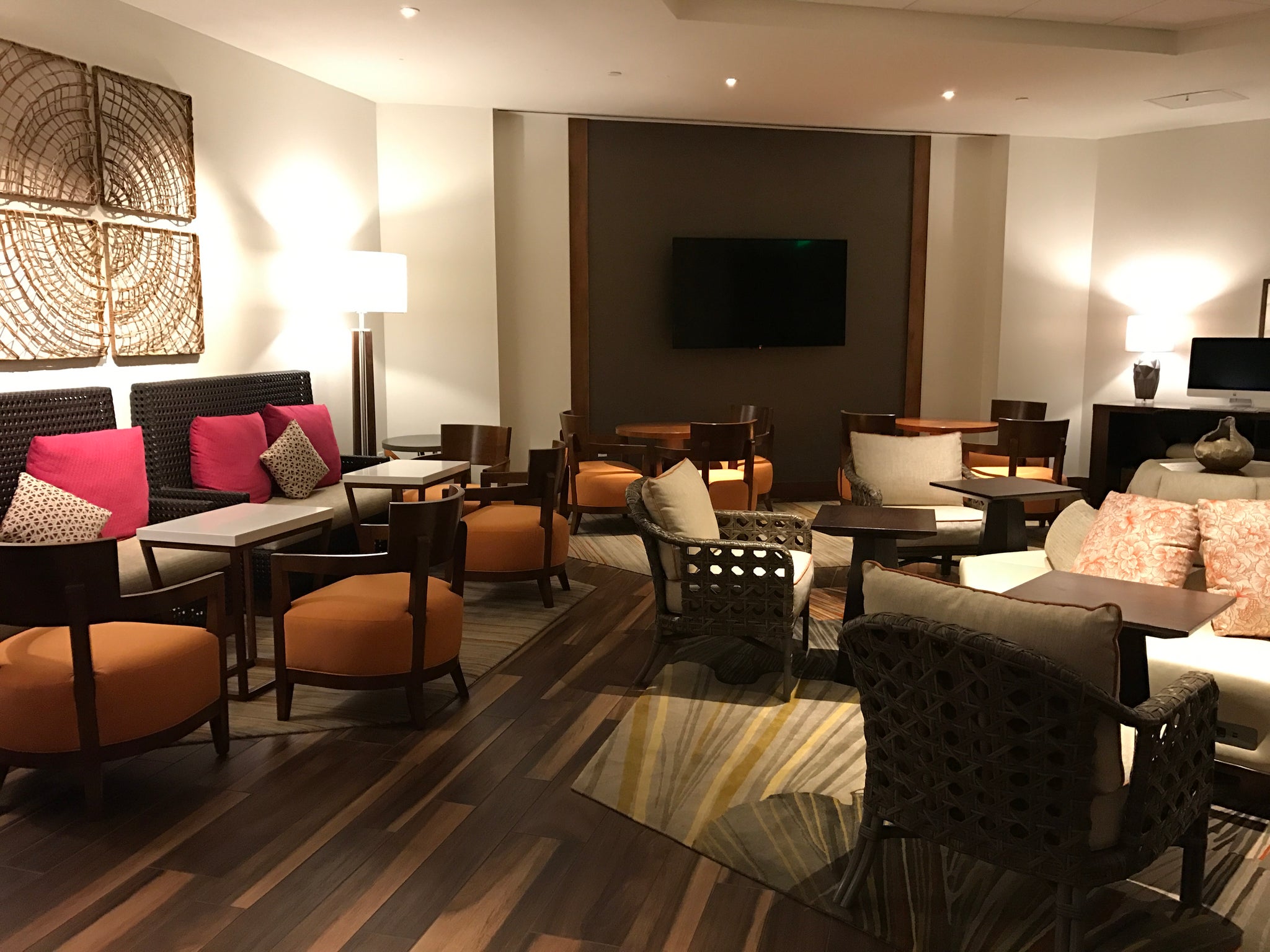 Inside the 'New' Hyatt Regency Maui Club Lounge - The Points Guy