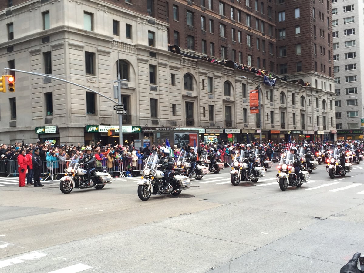 Tips for watching the Macy's Thanksgiving Day Parade in New York City ...