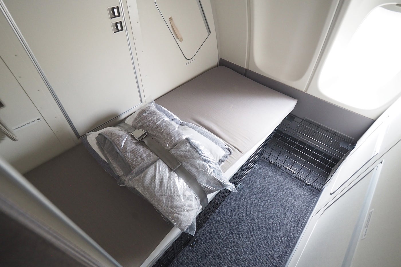 Life on the Upper Deck of Qatar's Boeing 747-8 Freighter