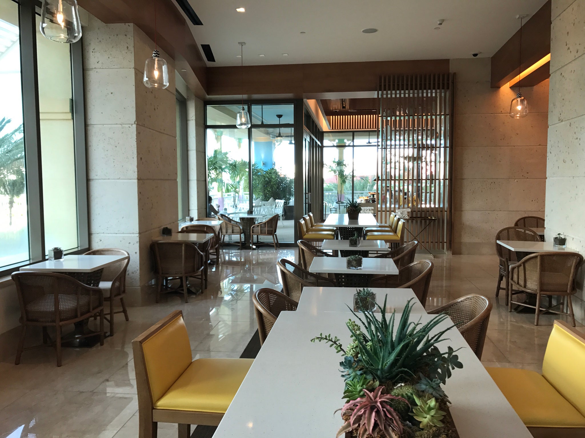 Review of the Grand Hyatt Baha Mar Grand Club Lounge - The Points Guy