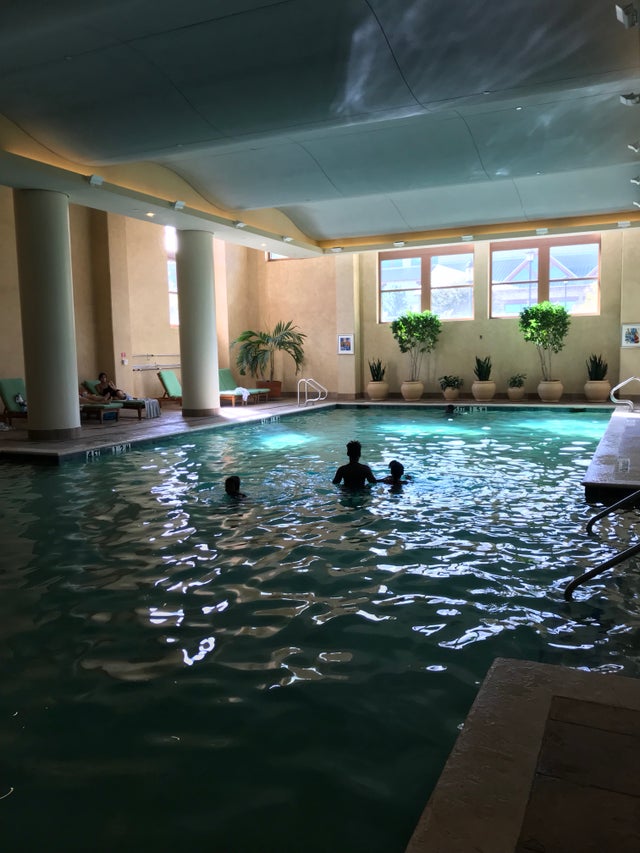 Enjoying the Gaylord Texan Resort for Less - The Points Guy