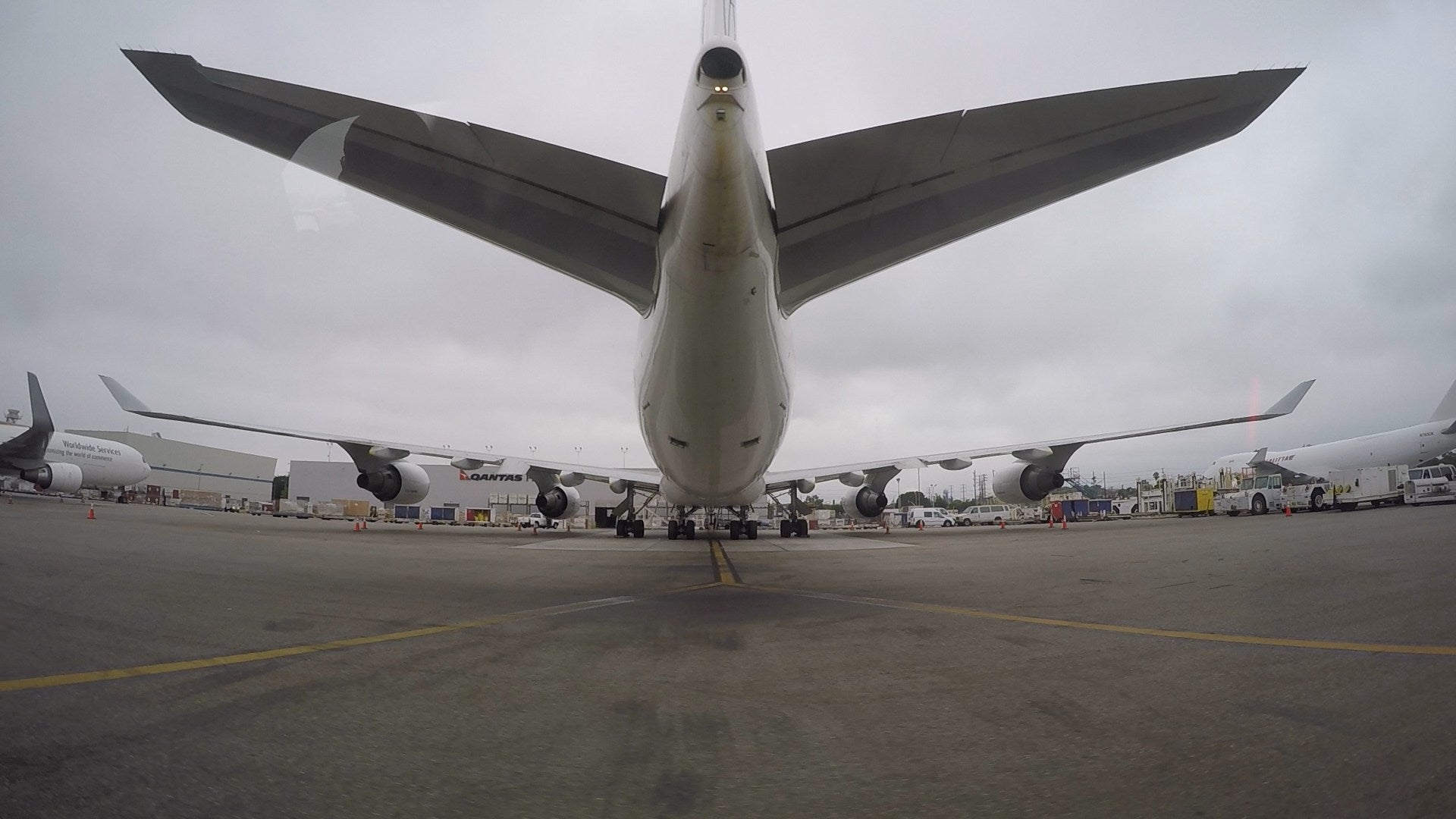 TPG Lounge Meetup Tours the Tarmac at LAX - The Points Guy