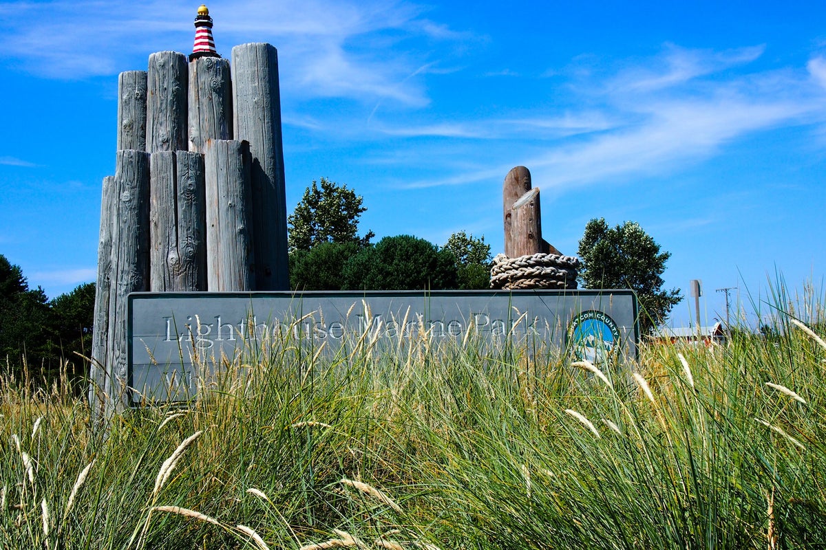 How to Visit One of America's Weirdest Geographic Oddities: Point ...