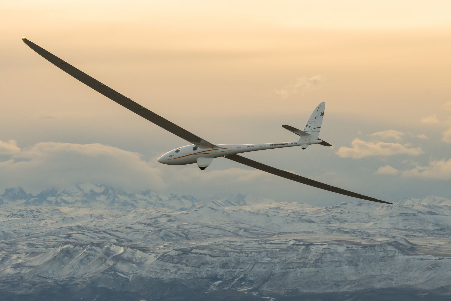 Engineless Airbus Glider Tests Viability of Wing-Borne Exploration of ...