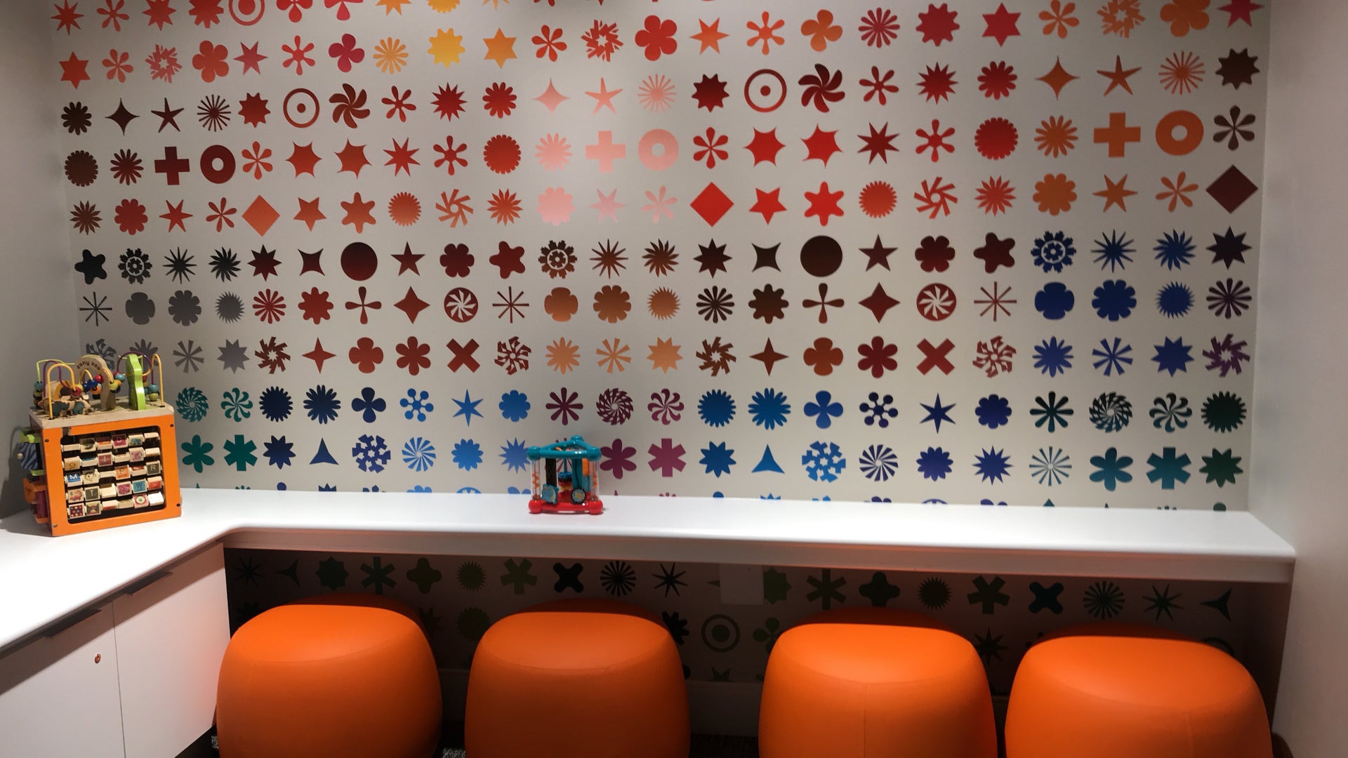 How to get your family into an Amex Centurion Lounge - The Points Guy