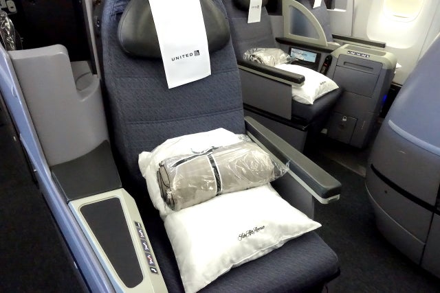 Review: United (767-400) in First From Newark to Honolulu - The Points Guy