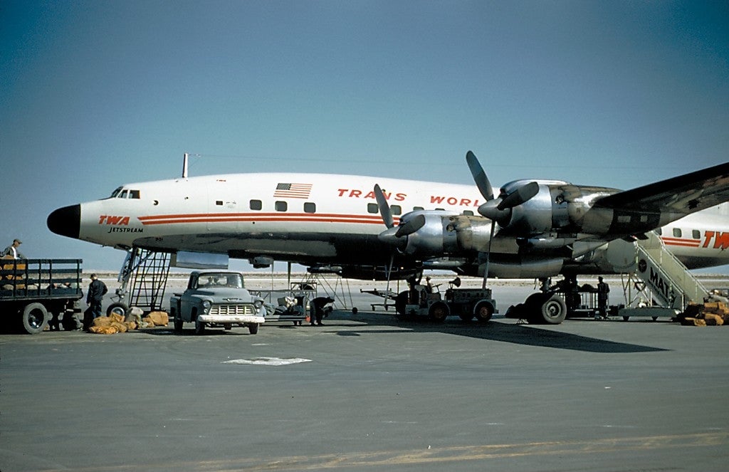 Lockheed Starliner Headed to JFK as Cocktail Lounge - The Points Guy