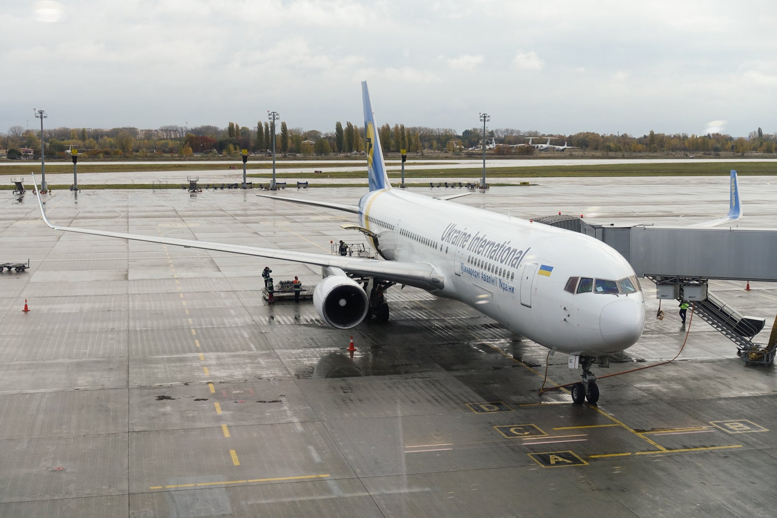 Review: Ukraine International Airlines (777-200ER) in Economy From Kiev ...