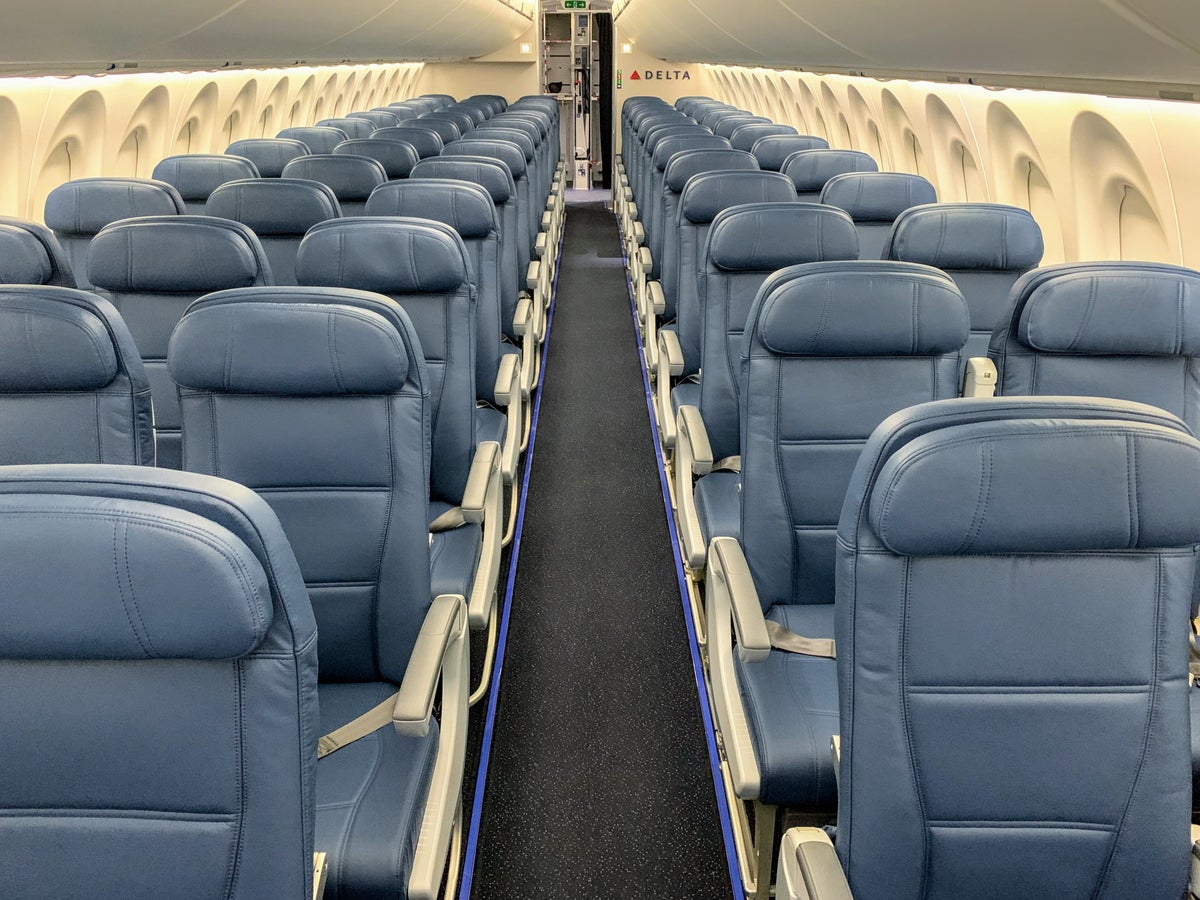 What We Learned From Delta's Product Developer for the A220 - The ...