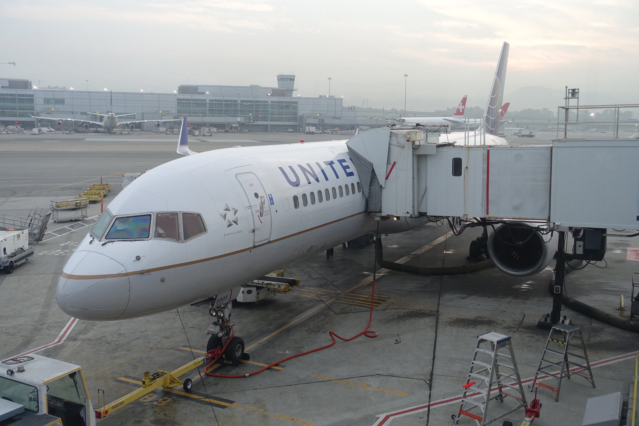 Review United s 757 200 In Business SFO To EWR The Points Guy Review United s 757 200 In Business SFO To EWR The Points Guy