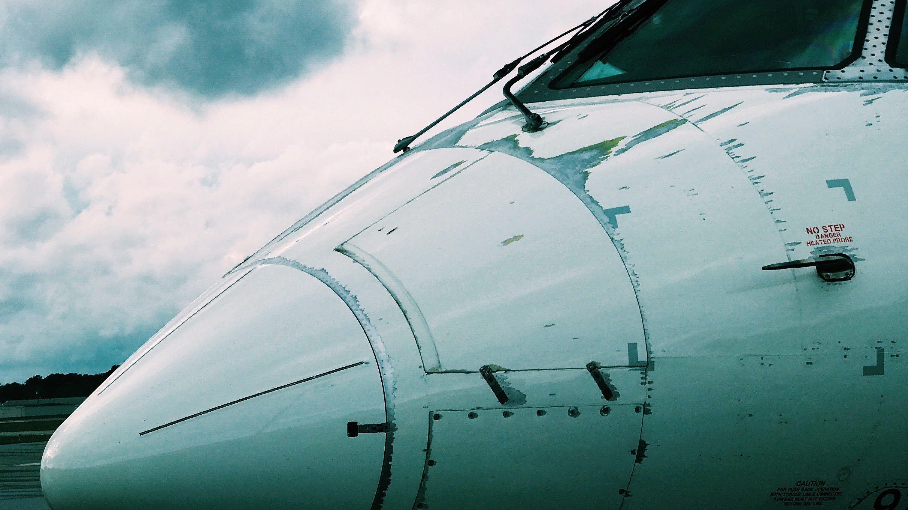 United ups Regional Jet Stockpile with ExpressJet Purchase - The Points Guy