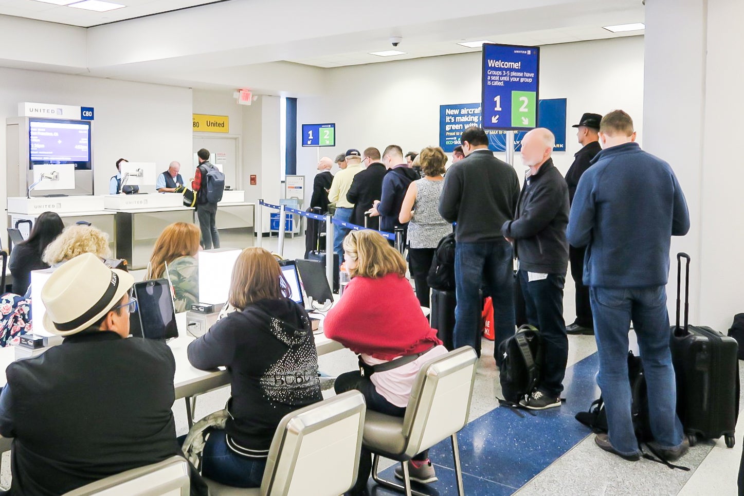 Which airline credit cards offer the best priority boarding perks ...