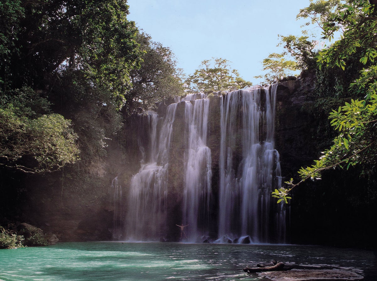 Get to Costa Rica and back for $200 or less this fall - The Points Guy