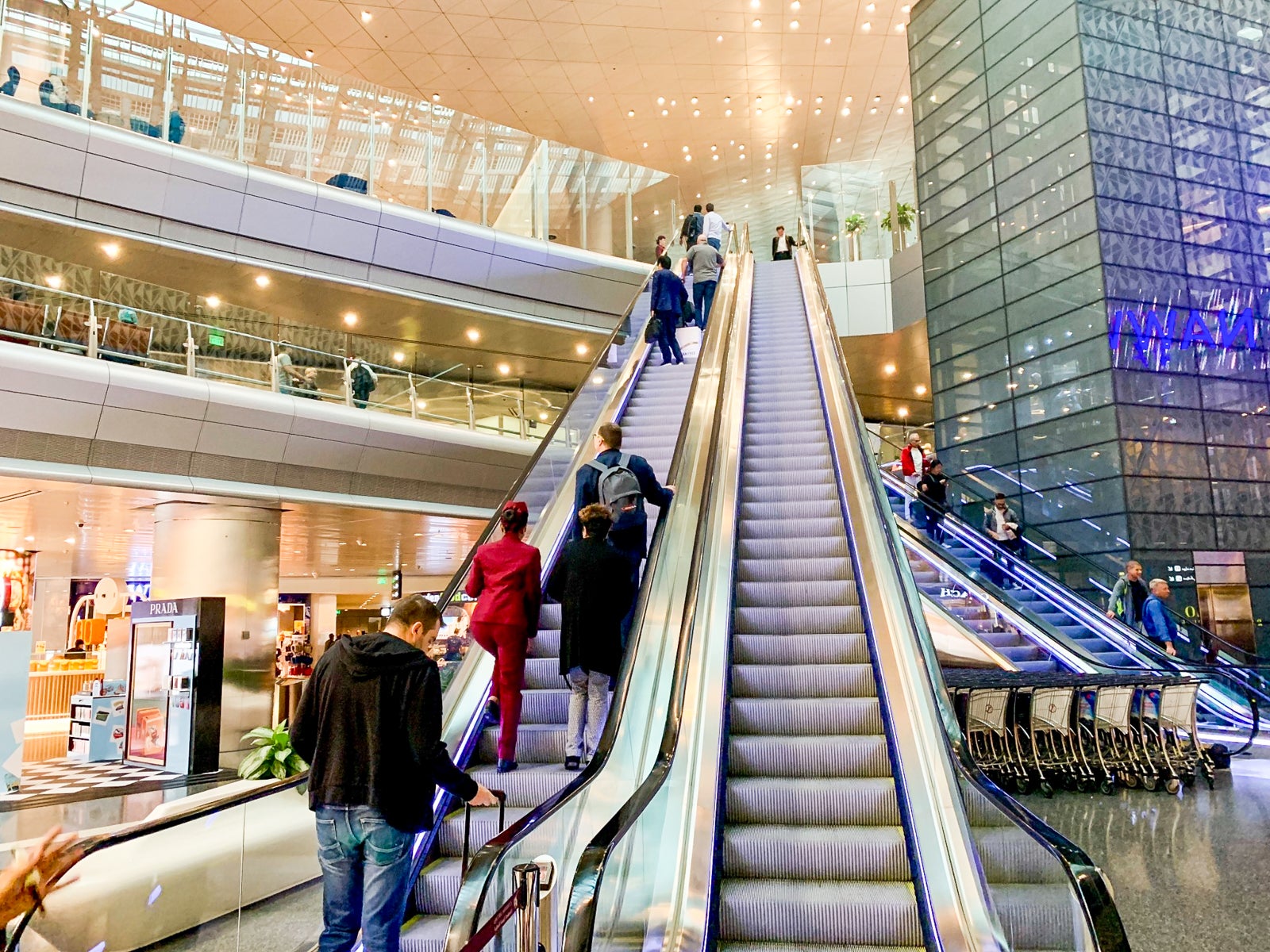 My Thoughts on Flying Qatar Qsuite as a Group of 4 - The Points Guy