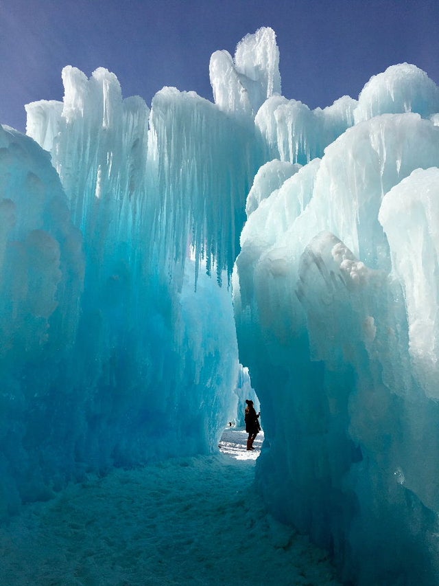 How to visit an ice castle in Colorado - The Points Guy
