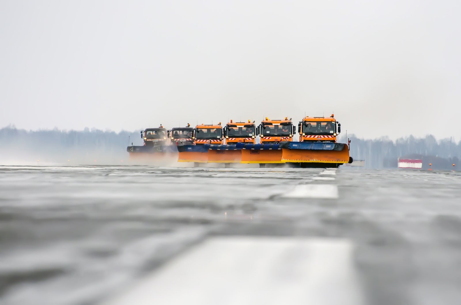 How the Severe Cold Affects Airport Ground Operations - The Points Guy