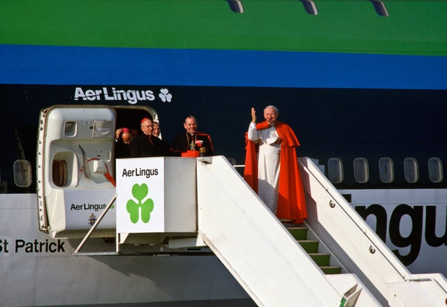 Shepherd One, Cleared to Land: How the Pope Flies - The Points Guy