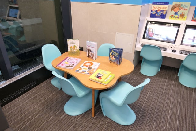 The best US airport lounges to keep the kids happy - The Points Guy