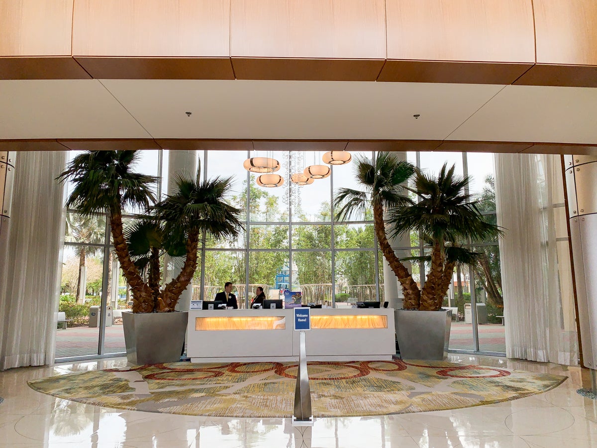 Review: Bay Lake Tower at Disney's Contemporary Resort - The Points Guy