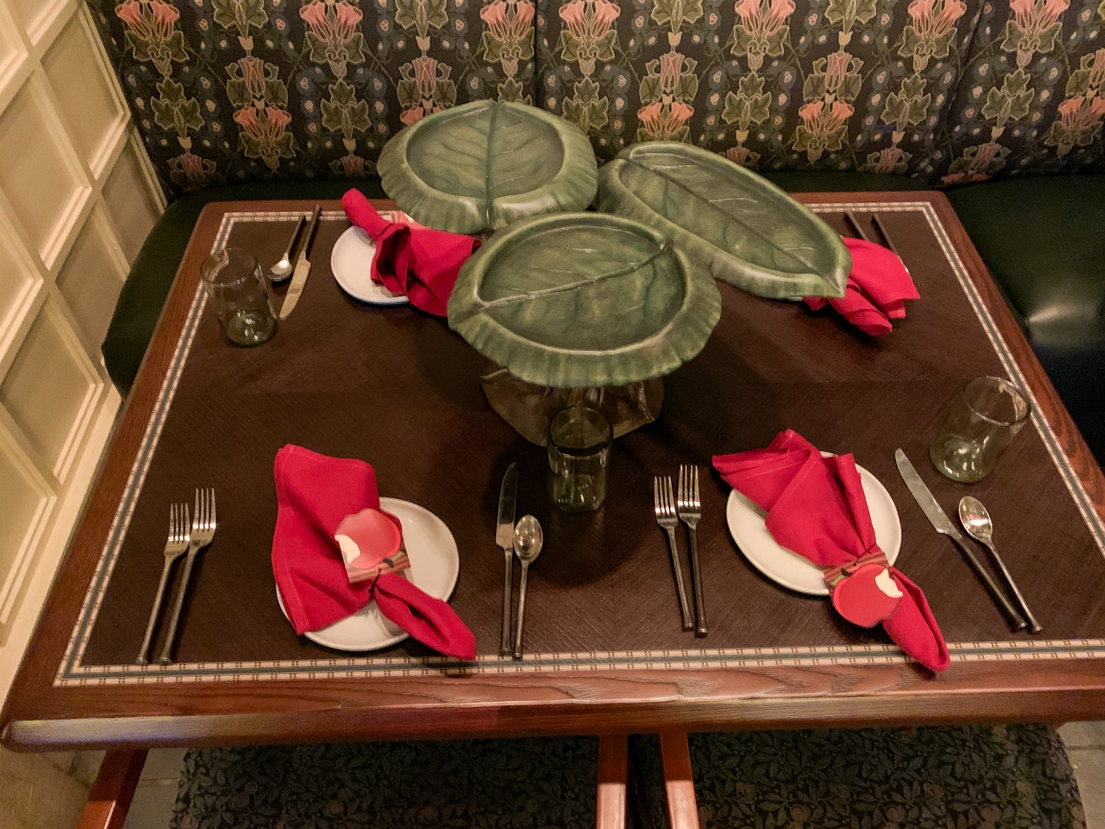 Storybook Dining at Artist Point With Snow White: Our Review - The ...