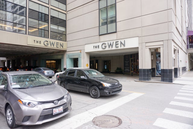 Hotel Review: The Gwen Chicago - The Points Guy
